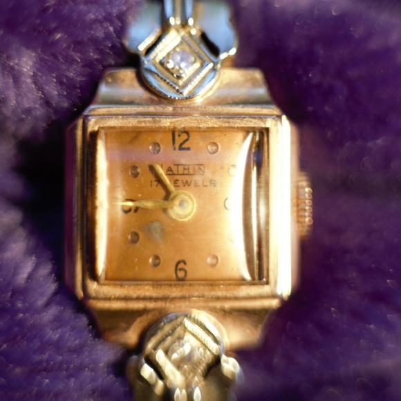 LaThin 17 Jewels | Accessories | Vintage 4k Rose Gold 17 Jewel Diamond ...